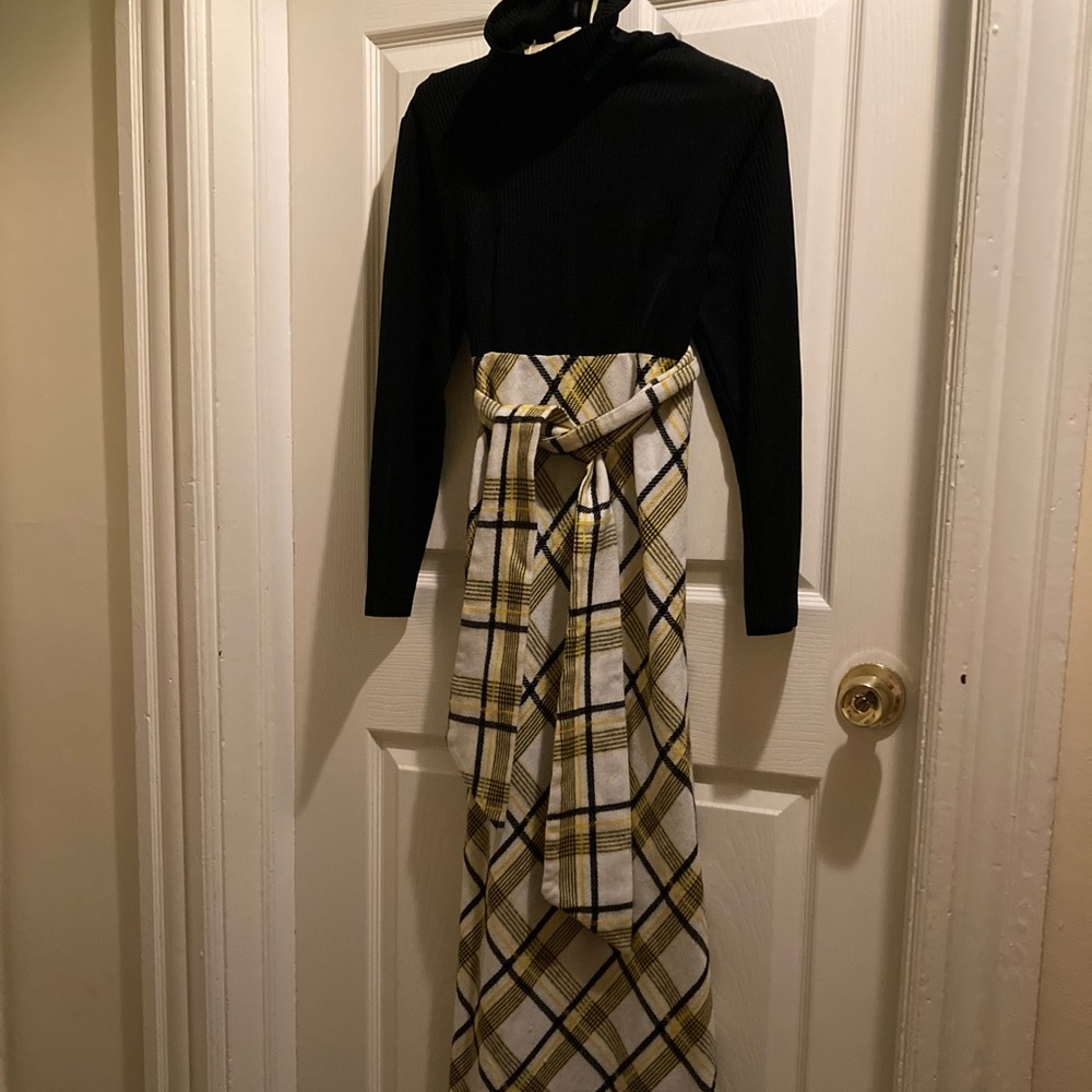 Rare Vintage Dress Circa 1960s-1970s By Marian Sue - Gem